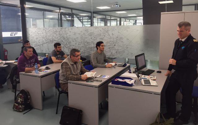Comienza la primera edición del curso de aeronaves no pilotadas ...