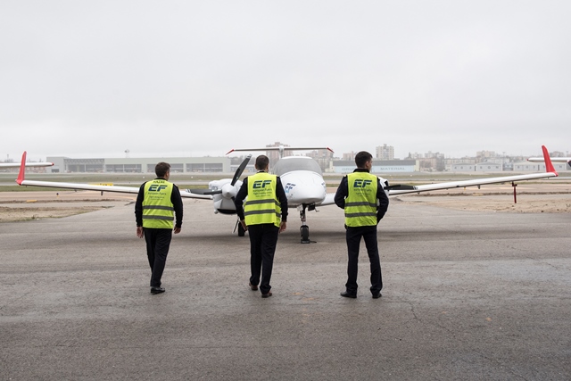 Piloto de aviación, una profesión con futuro: 6 de cada 10 jóvenes se ...