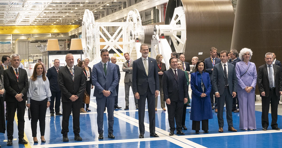 El Rey inaugura las nuevas instalaciones de Espacio de Airbus en Getafe ...