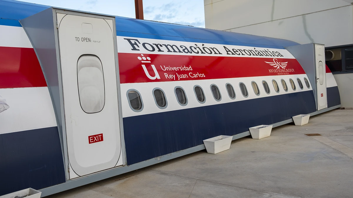 Nueva Aula aeronáutica de Aviation Group en la URJC - Noticias ...